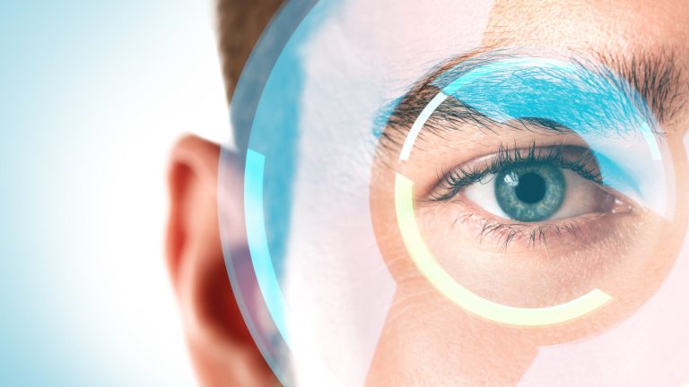 How to Choose the Right Lens for Cataract Surgery: A Guide for Patients ...